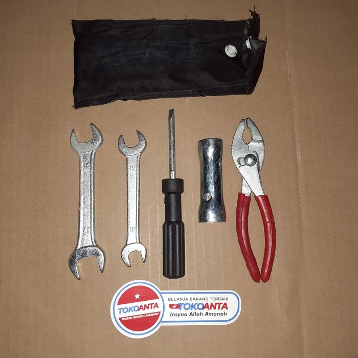 Jual Toolkit Tool Kit Kunci Set Bawaan Motor - Kab. Nganjuk - Toko Anta Online | Tokopedia