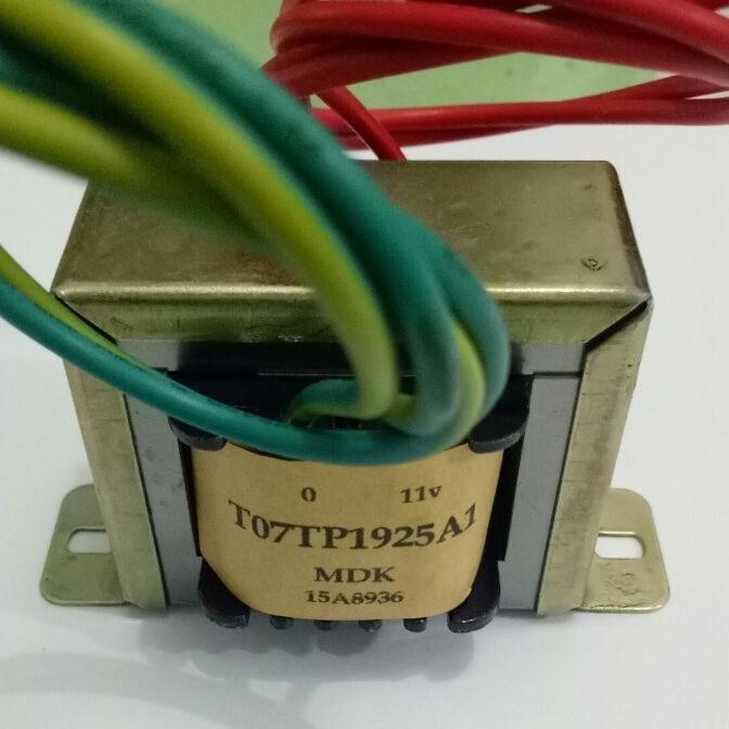Jual Trafo In 220v 1A 6V-9V Extra 0.5A CT 12-18-24V Travo Transformer ...