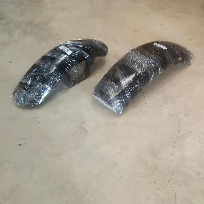 Jual Spakbor Custom Kawasaki W175 SE Cafe TR - Set glossy - Kota ...