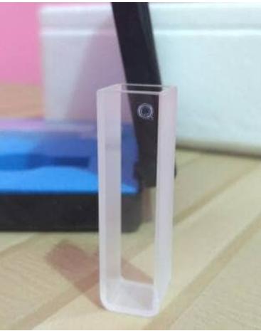 Jual Kuvet / Cuvette/ Kuvet kuarsa / Quartz Cuvettes With Lids 10 mm ...
