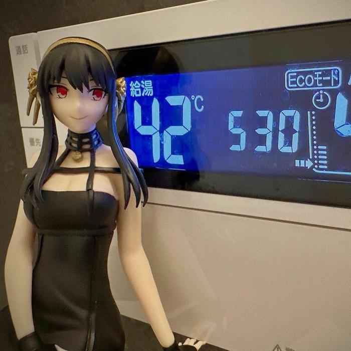 Jual Action Figure Yor Forger Spy X Family Sitting Chokonose Sega ...