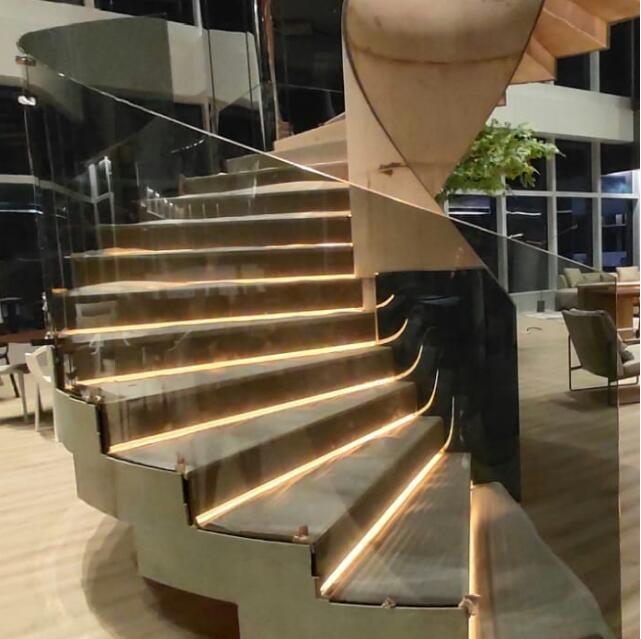 Jual Kaca Railing Tangga Balkon Tempered / Laminate bisa Flat ...