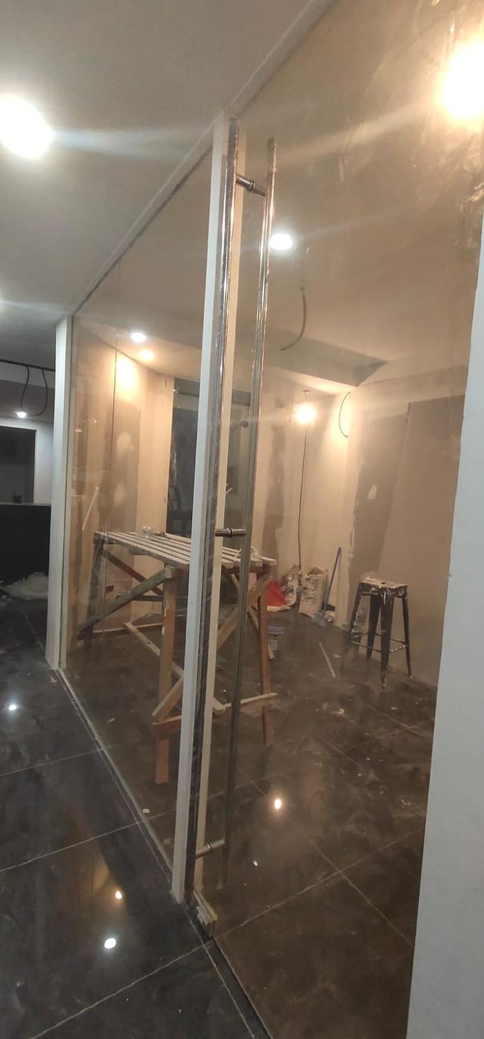 Jual Kaca Pintu dan Jendela Frameless / Frame Swing / Sliding Tempered ...