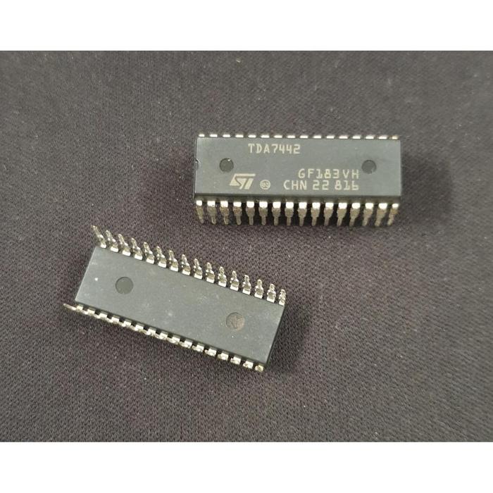 Jual IC TDA7442 TDA 7442 Tone Control dan Surround Audio Processor ...