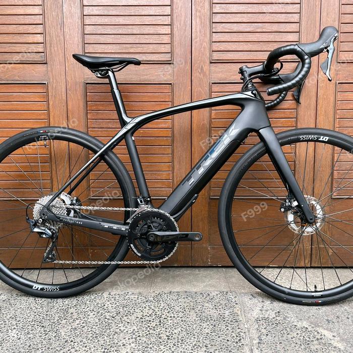 Jual Trek roadbike ebike domane plus like new mulus - Kab. Bandung ...