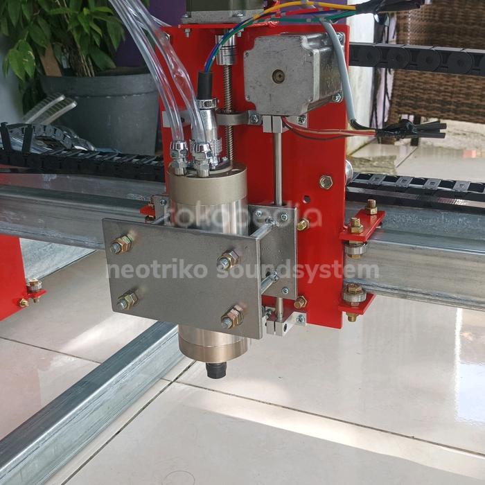 Jual cnc router besar spindle 800 watt water 120x240 . acp pvc acrylic kayu - Jakarta Barat ...