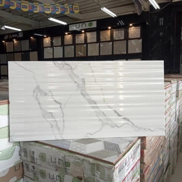 Jual Keramik Dinding Kamar mandi 30x60 Uno carara glosy - Kab. Bogor - SUPLAYER TANGGA GRANIT ...