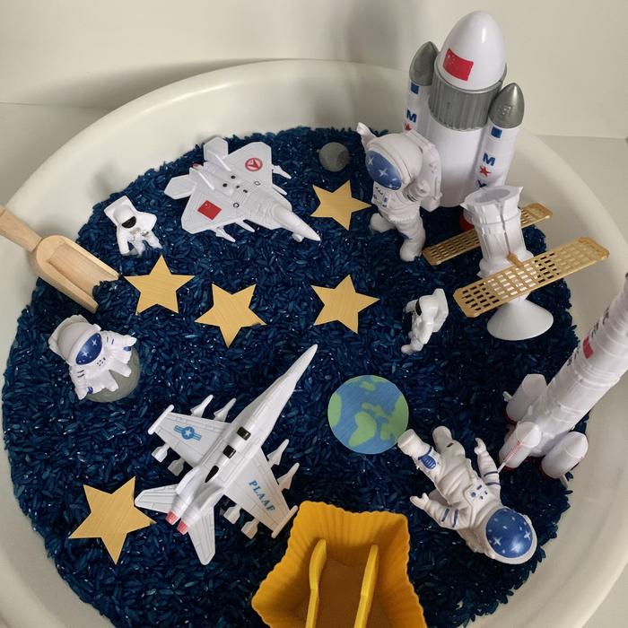 Jual SPACE Sensory Bin | Sensory Play Tema Space | Food grade sensory ...