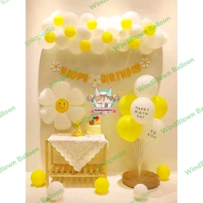 Jual Windblown Birthday Set Daisy Flower Smile Theme/HBD Woman Girl ...