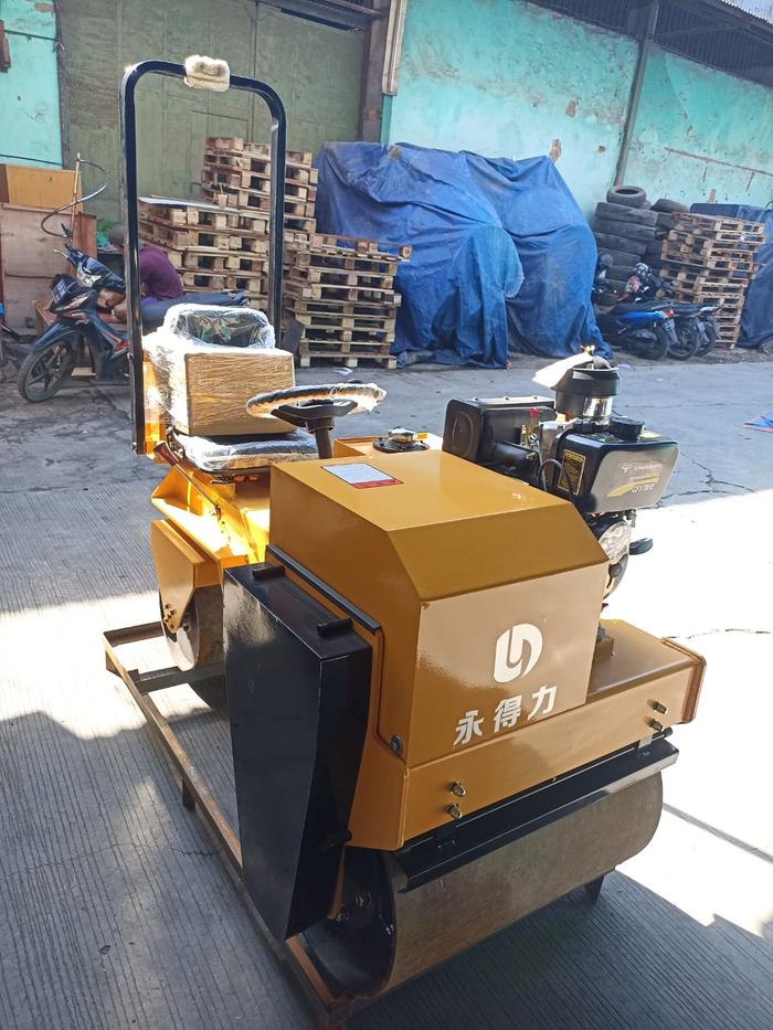 Jual MESIN PEMADAT ASPAL / MESIN BABY ROLLER DOUBLE DRUM DUDUK ...