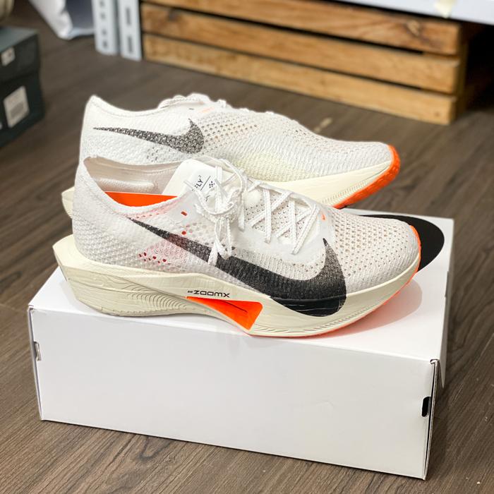 Jual Nike Vaporfly 3 Zoomx Next% Prototype White Original - Kab. Sleman ...