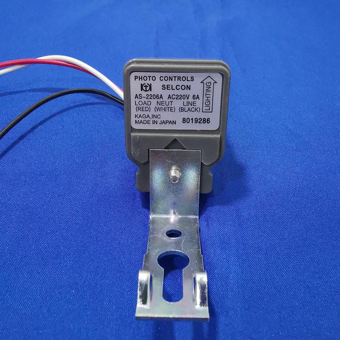Jual Sensor Cahaya Photocell Fotocell 6A 220V Selcon - Kota Tangerang ...