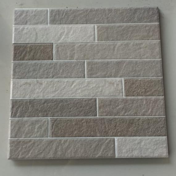 Jual Keramik 40x40 motif batu alam / kasar / garasi Platinum Ceramics ...