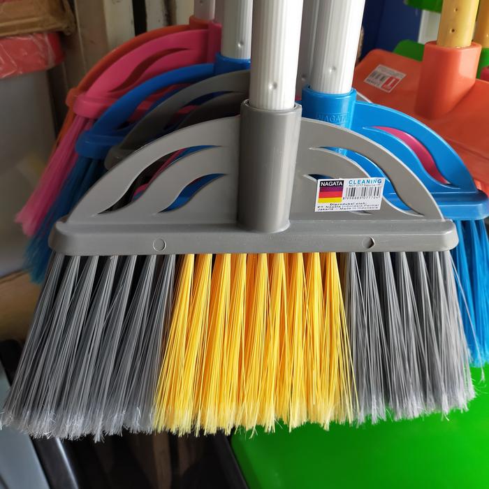 Jual Sapu Nagata / Sapu Nagata 0717 / Sapu Lantai / Sapu Taman / Sapu ...