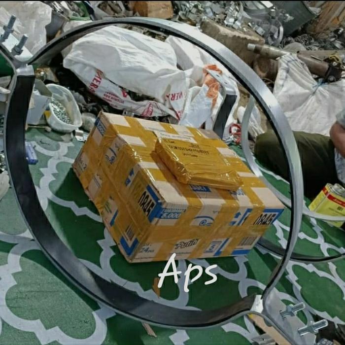 Jual klem tengkep untuk pipa tebal 20 inc pake karet. tebal 6mm,lebar ...