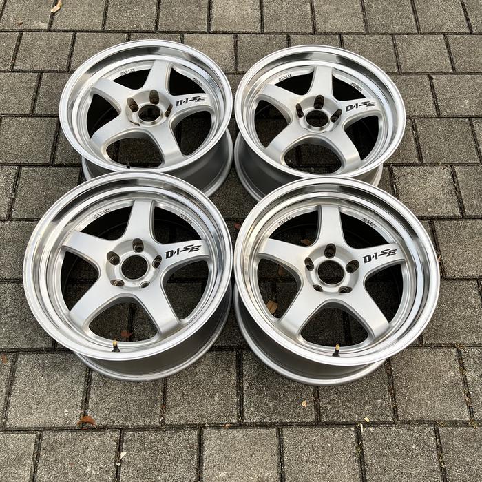 Jual Velg Original Lenso D1-SF R18 5x114 made in Thailand like new HRV ...