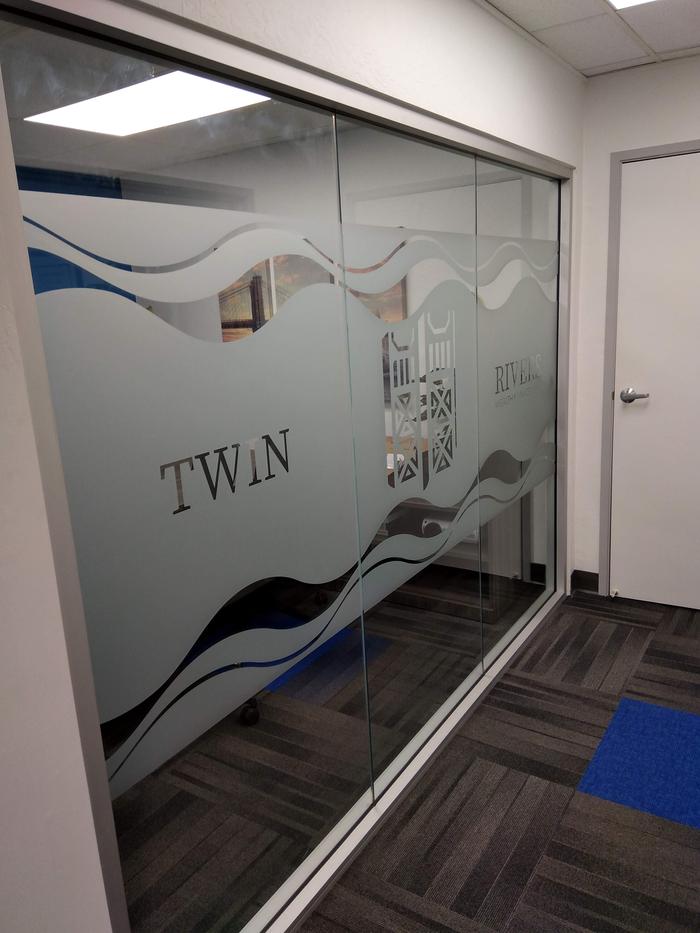 Jual custom cutting sticker kaca kantor - Kota Tangerang - JAVA ...