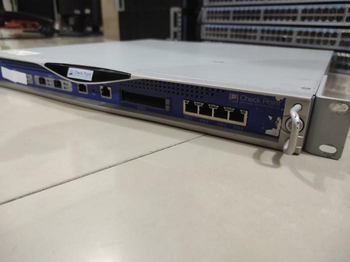 Jual Nokia IP390 Rackmount EM7500 Mikrotik X86 4Port Gigabit - Kota ...