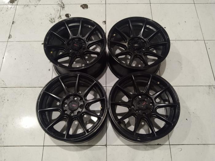 Jual Velg Mobil Second XXr Ring 15x7/8 Baut 4 Et35 Buat Vios Jazz Yaris Dll - Kota Semarang ...