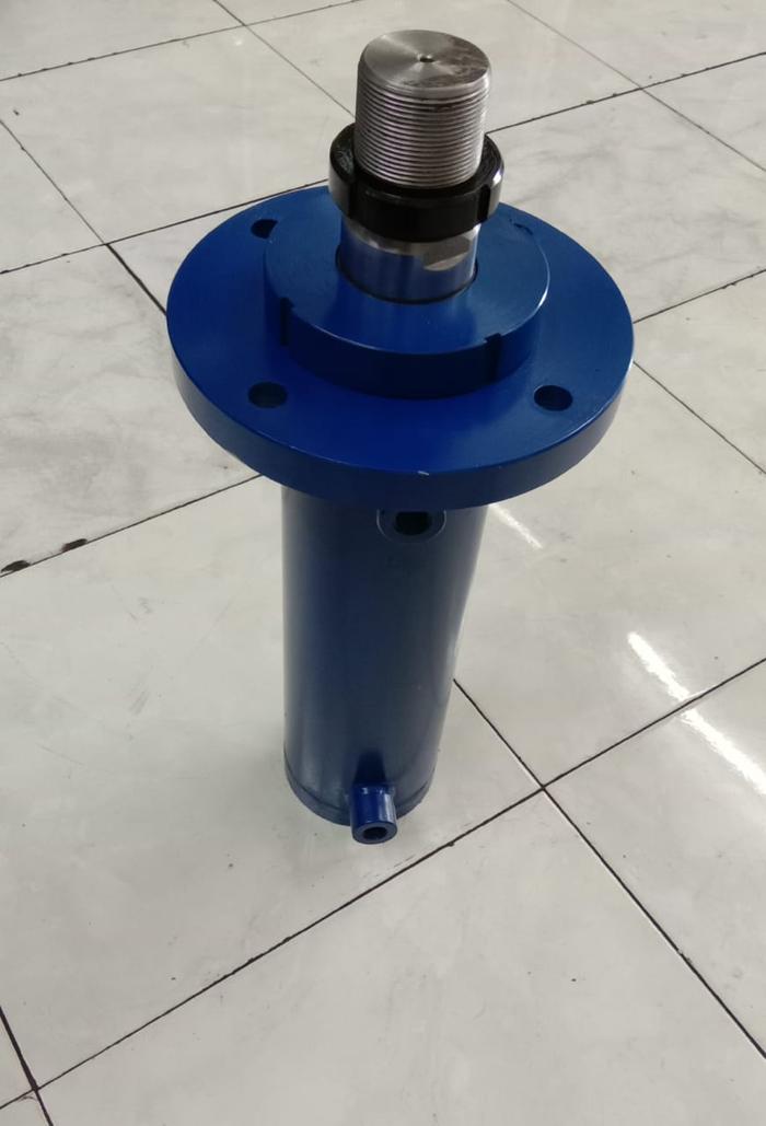 Jual Hydraulic cylinder 100 x 115 x 50 x 300 mm Hidrolik silinder ...