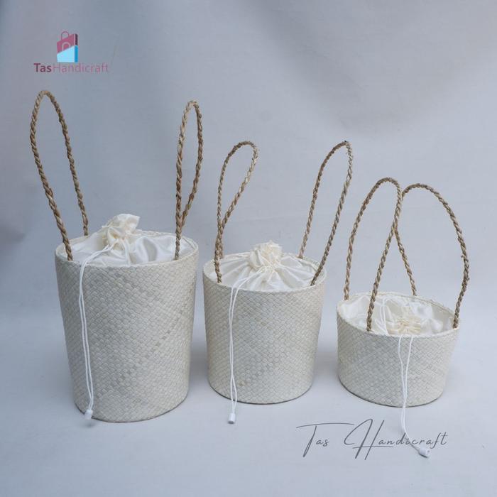 Jual Tas Hampers Pandan Model Ember | Tas Hampers Pandan Set - polos, 2 ...