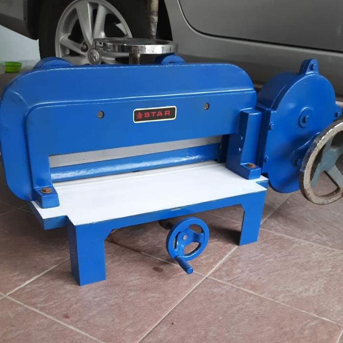 Jual Mesin Potong Pemotong Kertas A3 1 rim Manual Star Brand Paper ...