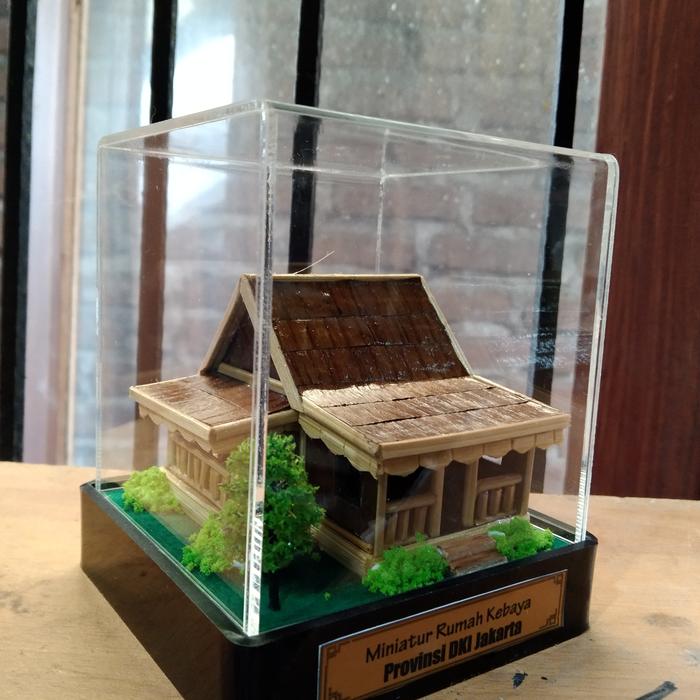 Promo Miniatur Rumah Adat Betawi - DKI Jakarta ( UK 8x8x8cm ) - Kota ...