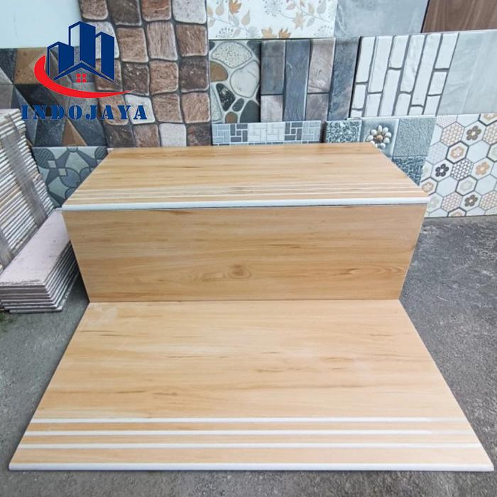 Jual list keramik motif kayu granit tangga 30x80 30x90 custom ukuran ...