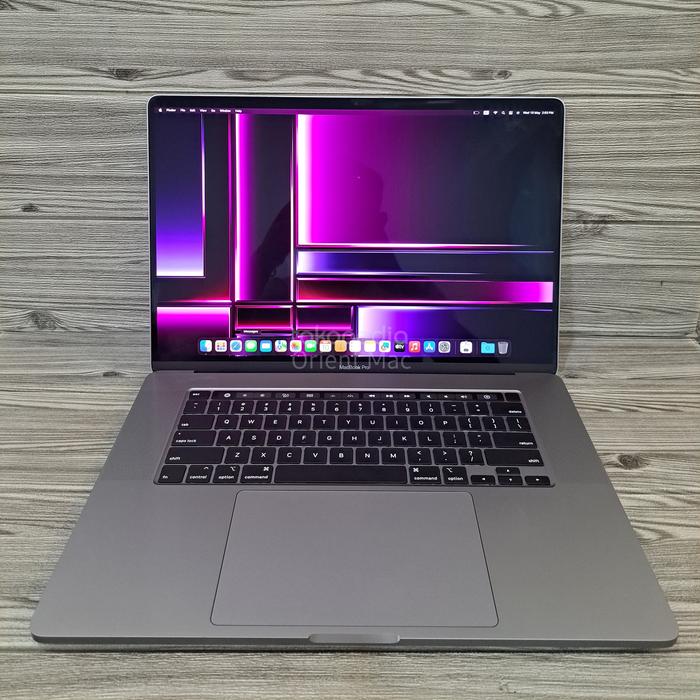 Jual Macbook pro 16 2019 Core i9 32/1TB Touchbar Retina 16 inch 2019 - i7 16/512 - Jakarta Pusat ...