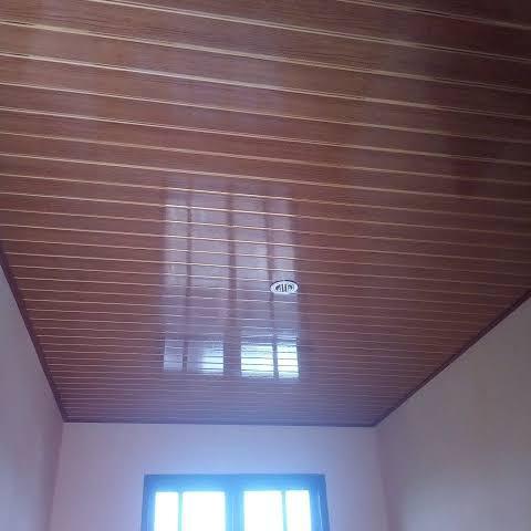 Jual plafon PVC terpasang coklat polos glossy - Kota Tangerang Selatan ...