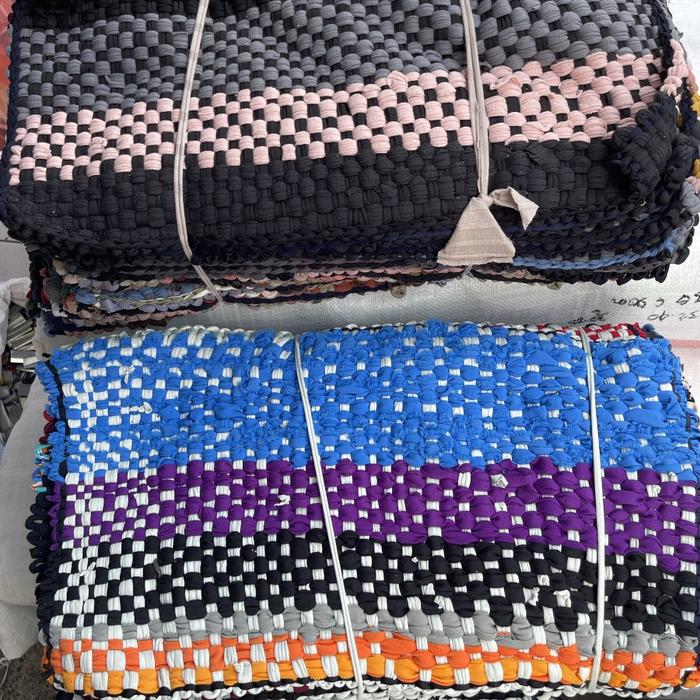 Jual Keset Anyaman Kain Kaki Anyam Tenun Rajut Sulam Kesetan Rumah ...