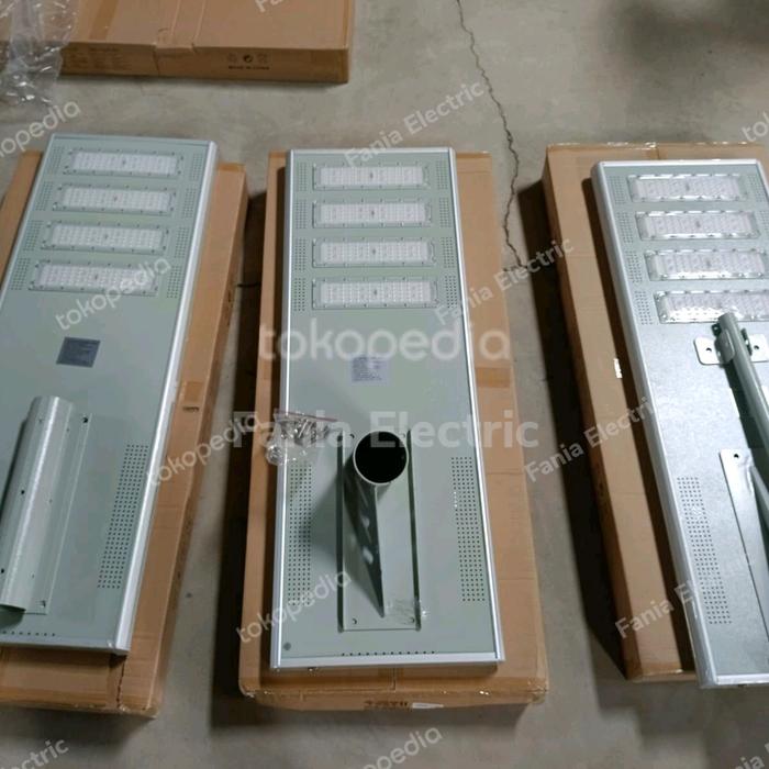 Jual Pju all in one 80w lampu jalan solar all in one 80w 80watt 3,2v ...