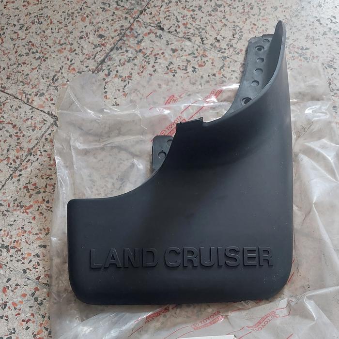 Jual Mud Guard Mud Flap Belakang RH Land Cruiser VX80 Ori 76607-60140 ...