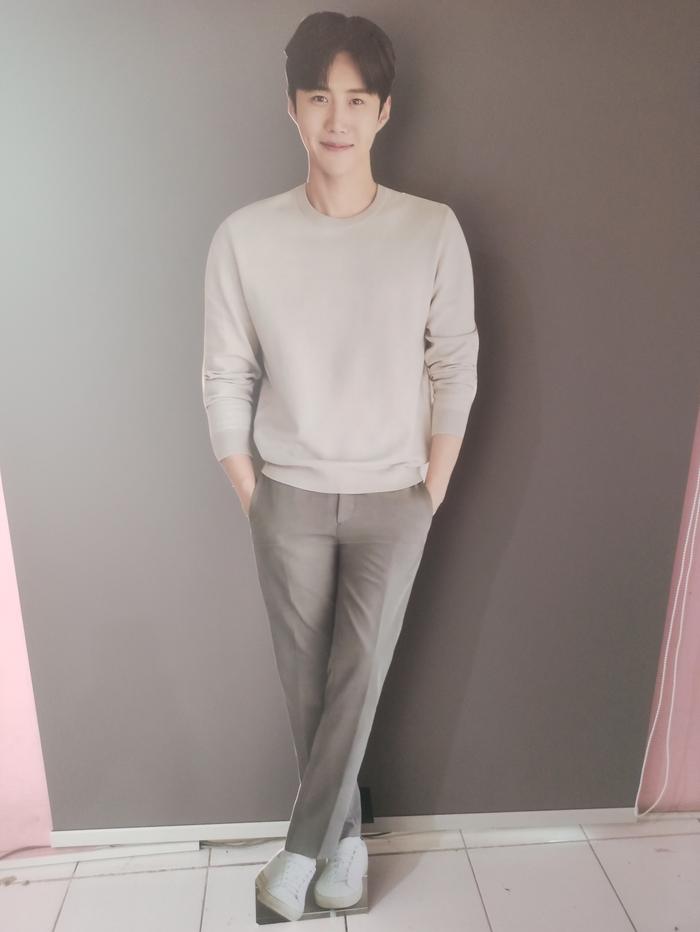 Jual Standee Custom Real Size / Human Stande Figure Besar / STANDEE ...