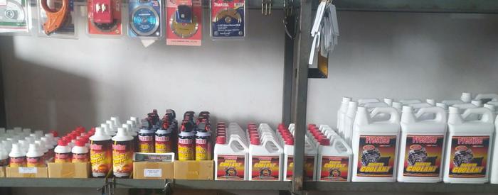 Jual PRESTISE RADIATOR COOLANT / AIR RADIATOR MERAH & HIJAU KEMASAN 5 ...