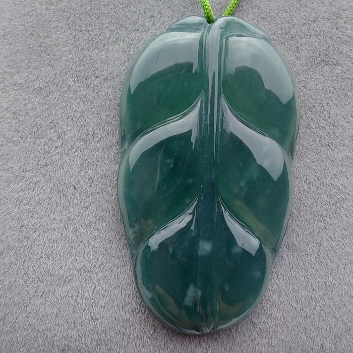 Jual LIONTIN GIOK UKIR DAUN BLUEWATER ASLI BURMA JADEITE JADE ...