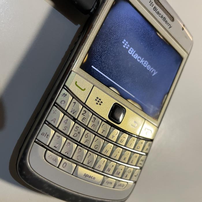 Jual HP blackberry jadul (BB) - Kab. Bekasi - CS21 Electroic Store ...