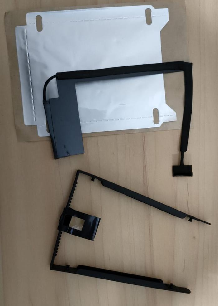 Jual Bracket Ssd Hdd Sata 2.5 Thinkpad P52 - Kabel Cable Hardisk Ssd ...