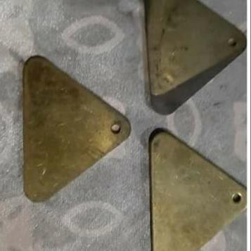 Jual Lemping segitiga SPBU - Kota Surakarta - Metrika teknik | Tokopedia