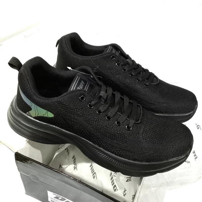 Jual sepatu sneakers hitam polos Duff berwin orihinal 40/45 - hitam ...