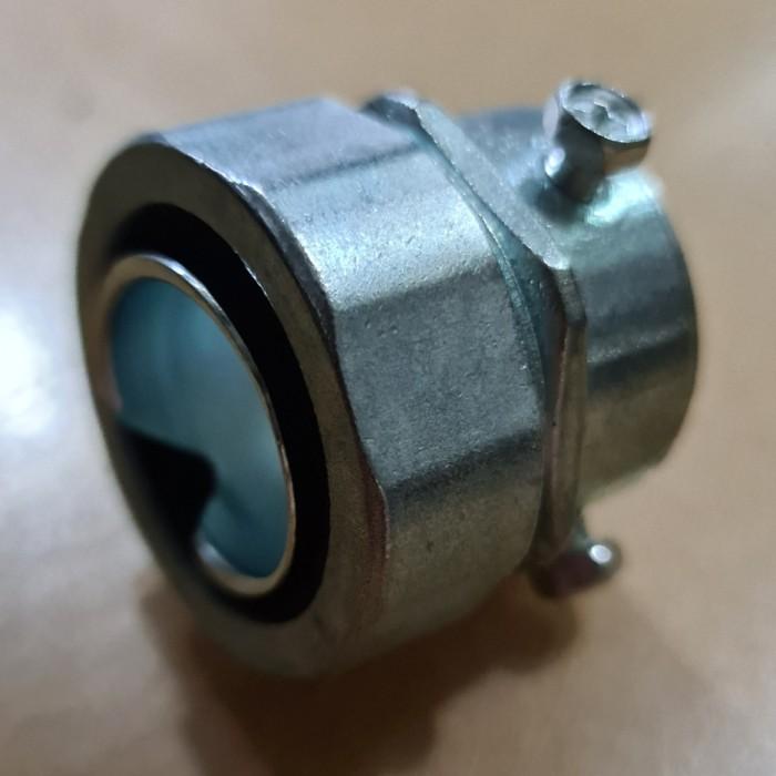 Jual Pipa Conduit Tdus Galvanis Besi 1.5 inch Connector Flexibel E51 ...