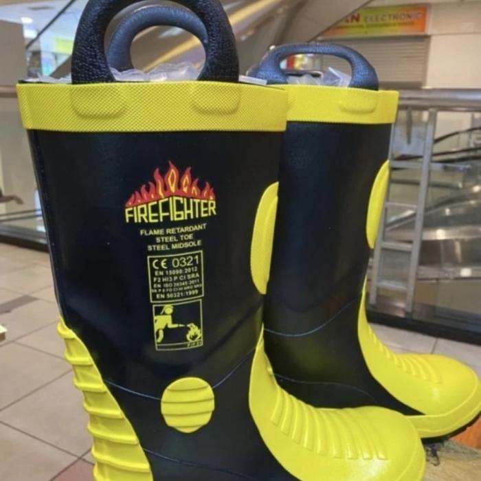 Jual SEPATU SAFETY PEMADAM KEBAKARAN PROMO - Jakarta Barat - Sumber ...