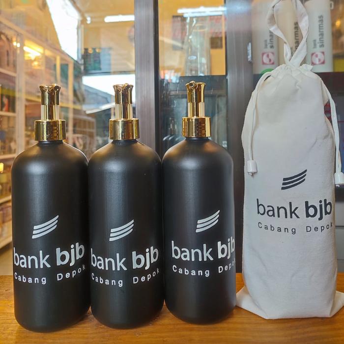 Jual SOUVENIR BOTOL POMP 500ml CLIP SABUN CAIR CUSTOM LOGO DAN KEMAS ...