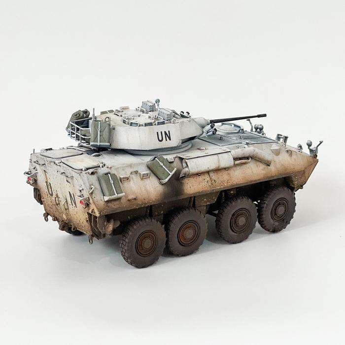 Jual Model Kit Sudah Jadi - UN LAV-25 Piranha Tank by Trumpeter 1/35 ...
