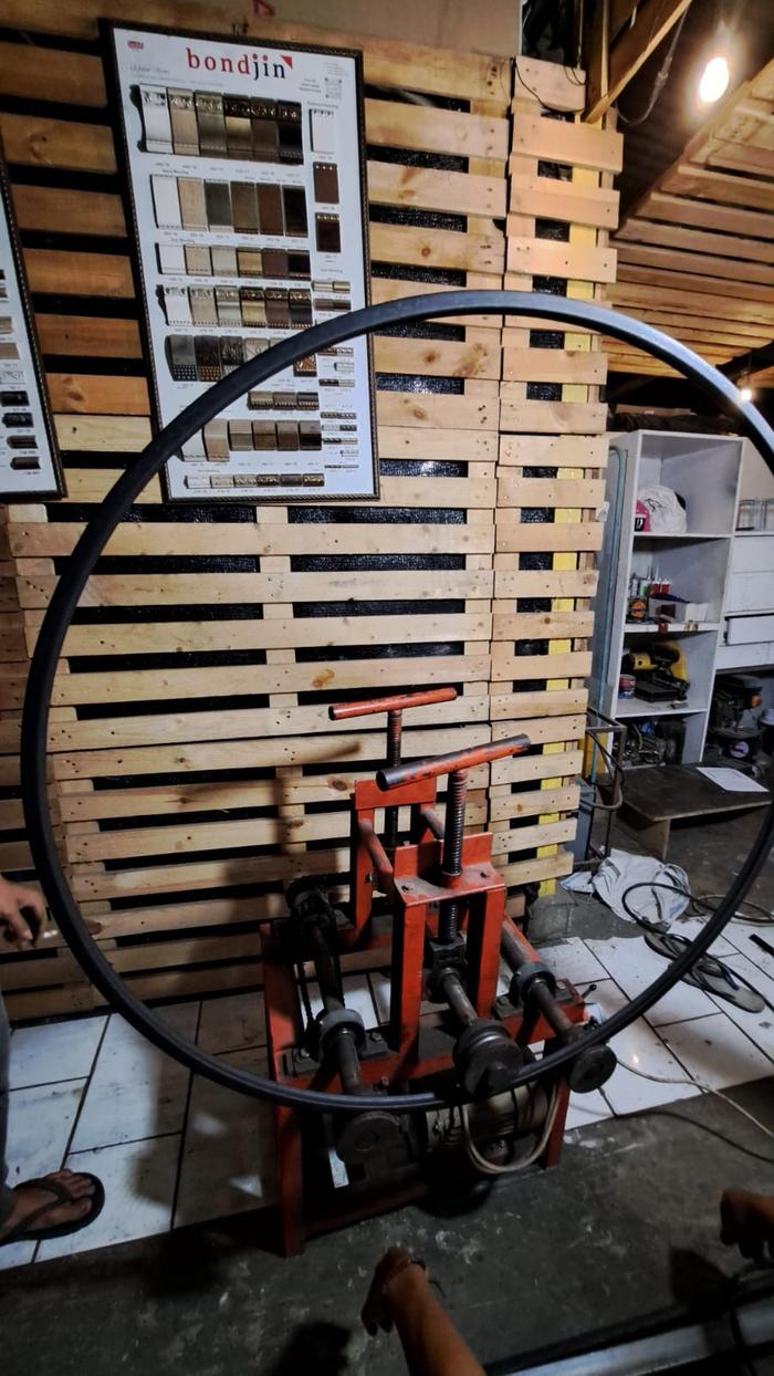 Jual Pipa Besi Hollow Lingkaran Bending 5 1/2" tebal 1mm diameter 50 ...