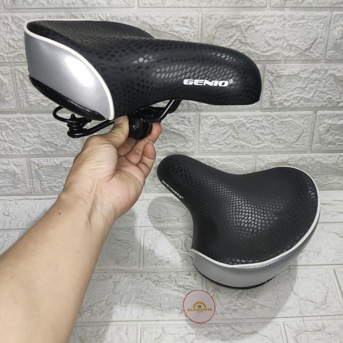 Jual Sadel Pir Sepeda GENIO SD-3404 Saddle Big Black Empuk Model ...