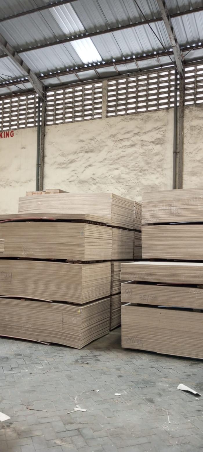 Jual 4 mm Kalsiling kalsiboard nusaboard ceiling plafon grc plafon ...