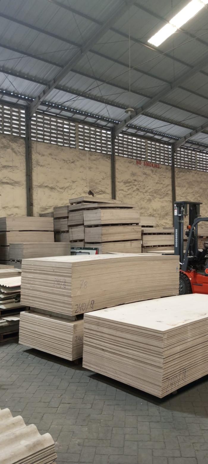 Jual 4.5 mm Kalsiling kalsiboard nusaboard plafon ceiling grc plafon ...