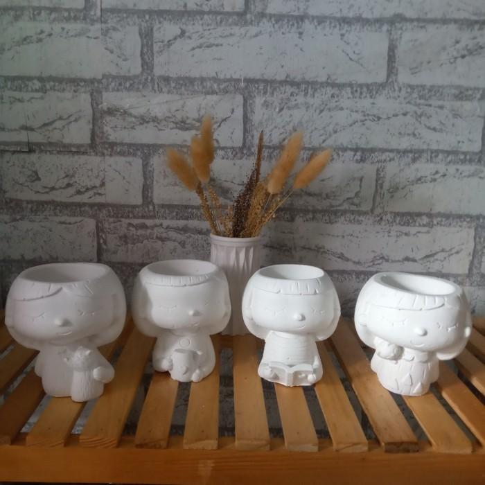Jual PATUNG POT MINI HIAS KARAKTER SOUVENIR STYLE CANDLE HOLDER WARNA ...