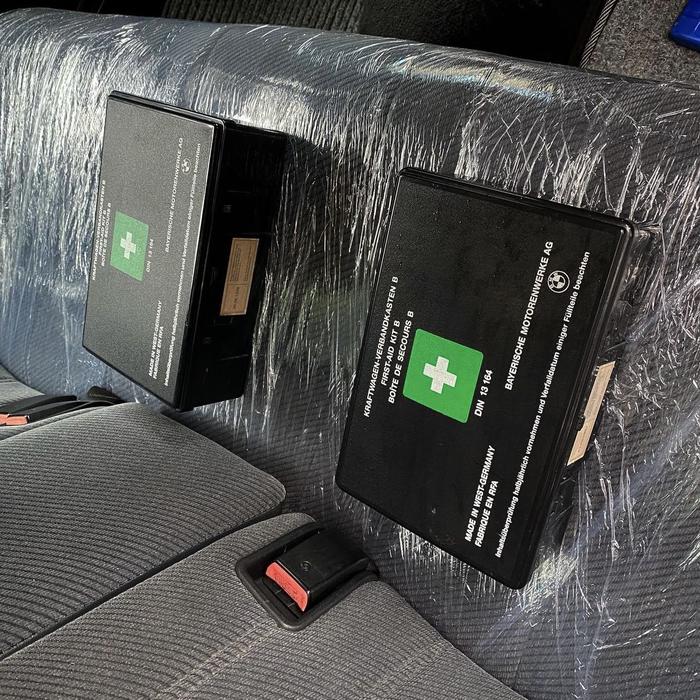 Jual First aid kit BMW e30 oem new old stock (very rare item) - Jakarta ...